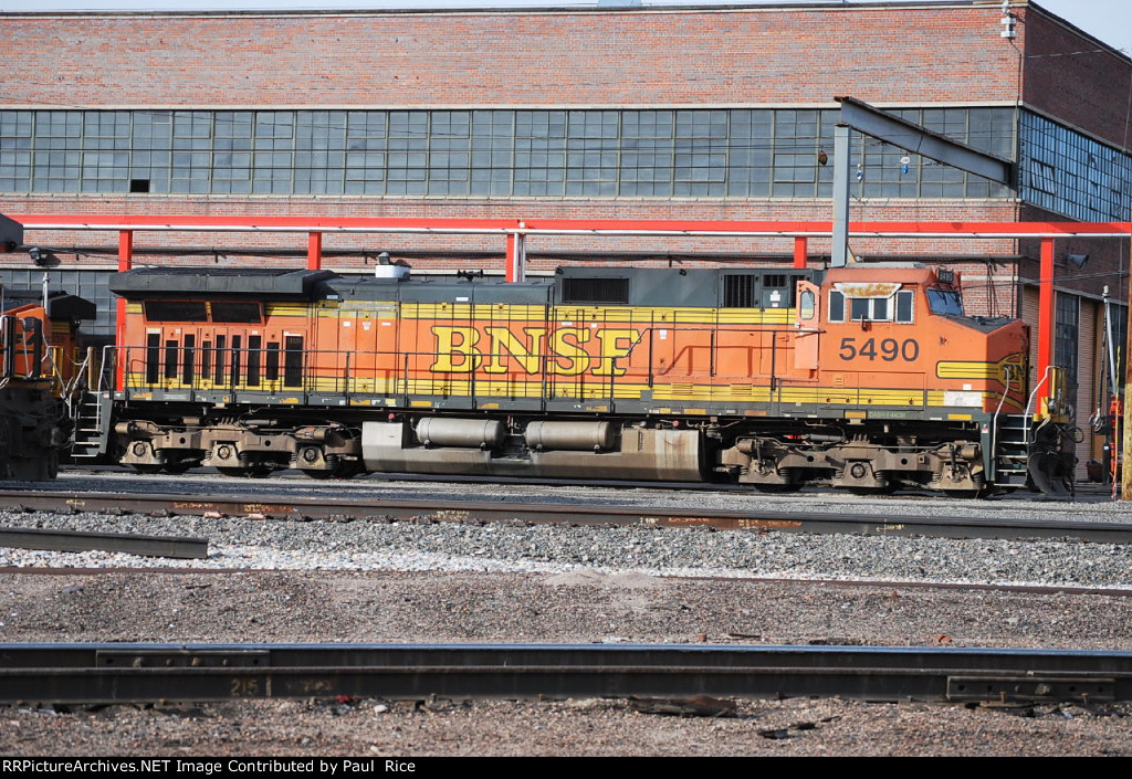 BNSF 5490